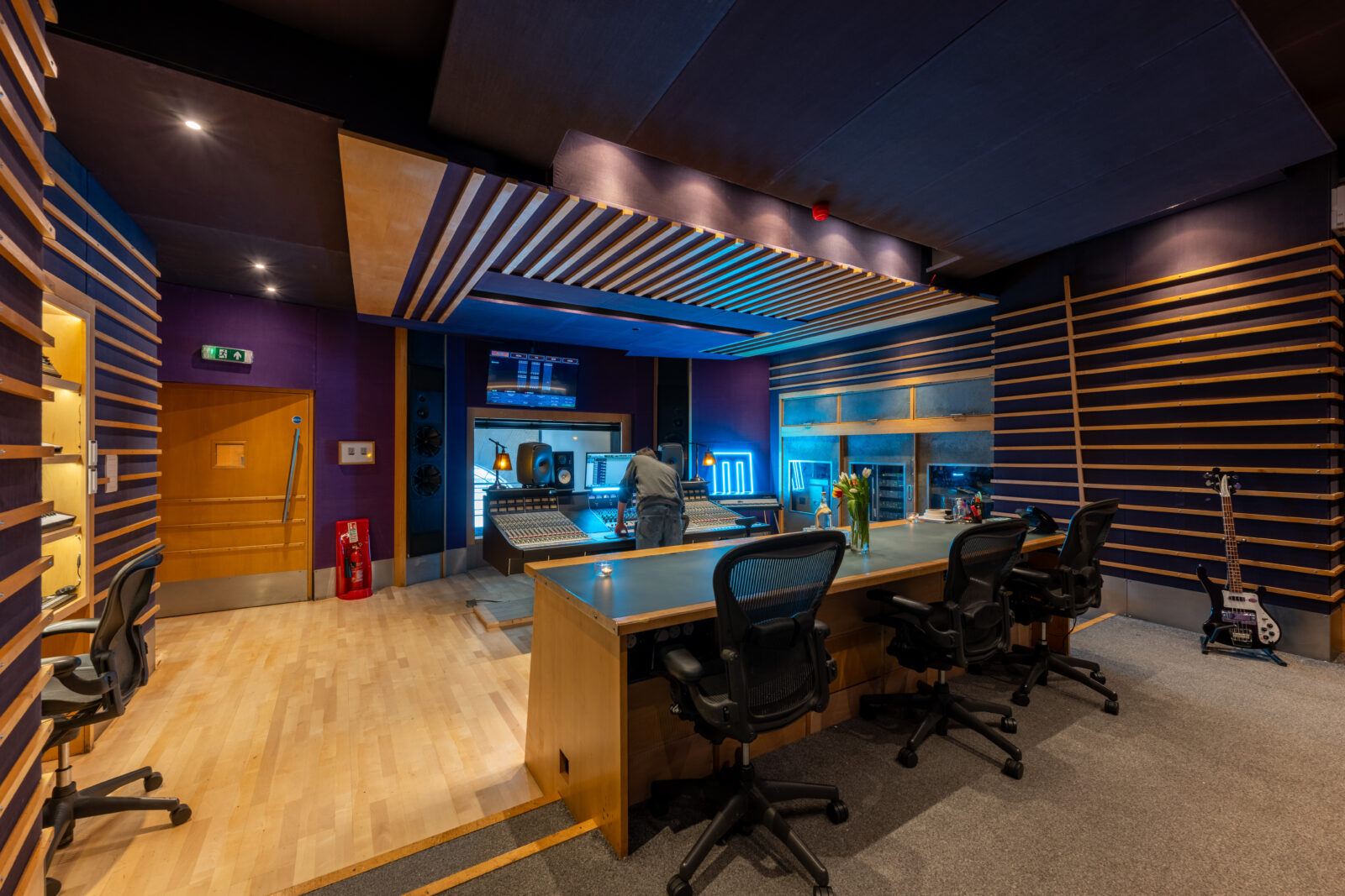 ACM x Metropolis | ACM